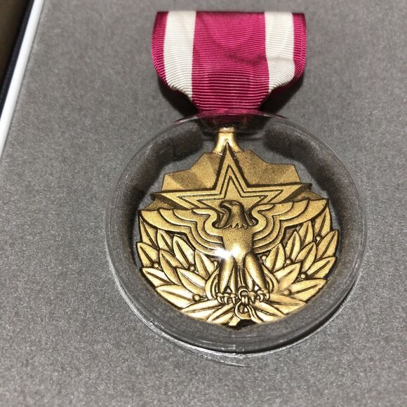 Accessories | Us Military Insignia Medal Award In Original Case Army ...